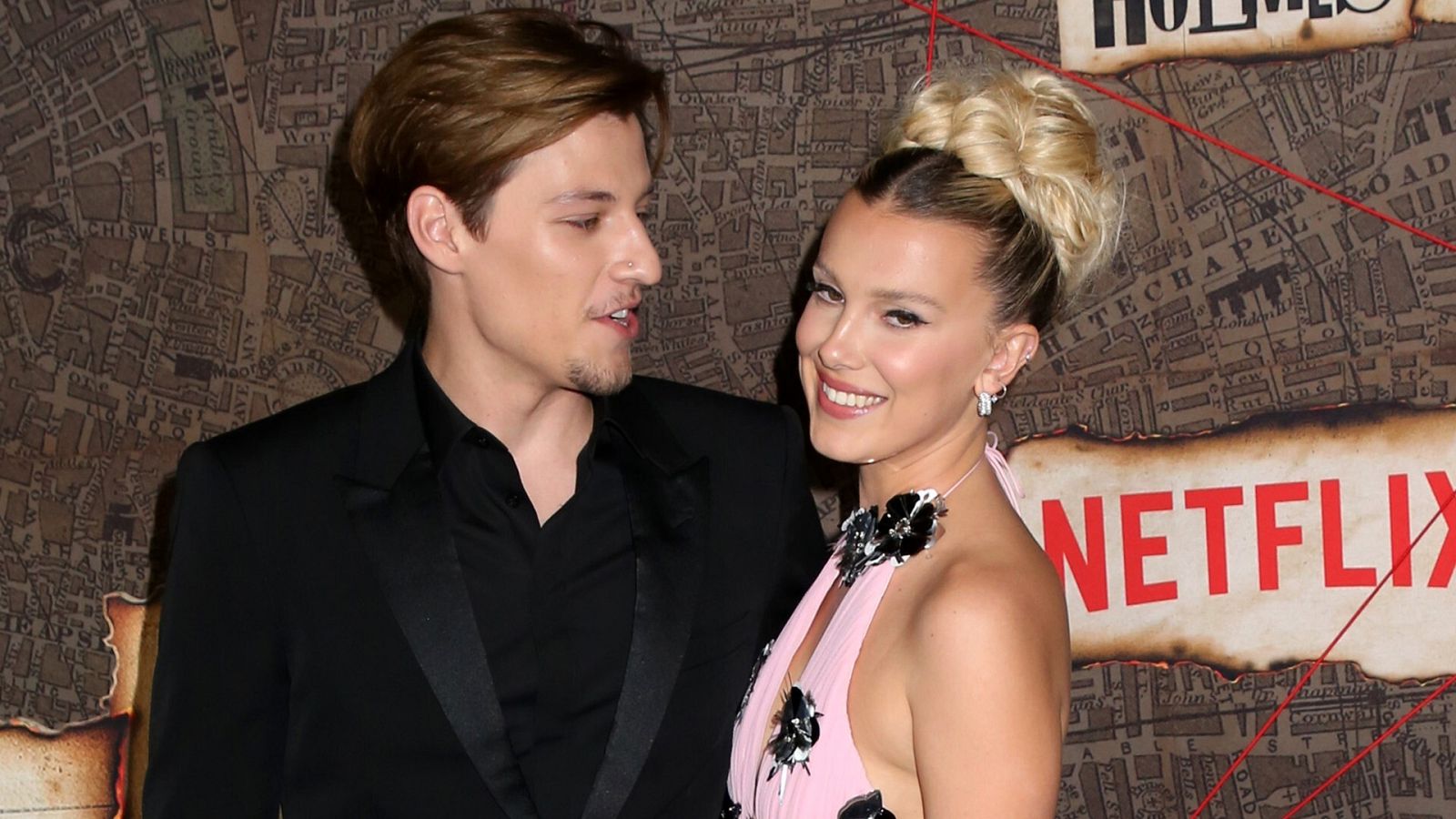 Millie Bobby Brown tiene 19 años y se casa con el hijo de un famoso