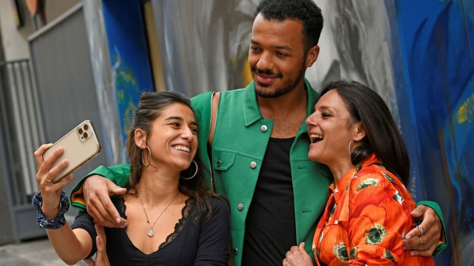 'Sevillanas de Brooklyn': Curiosidades del estreno de RTVE Play ...