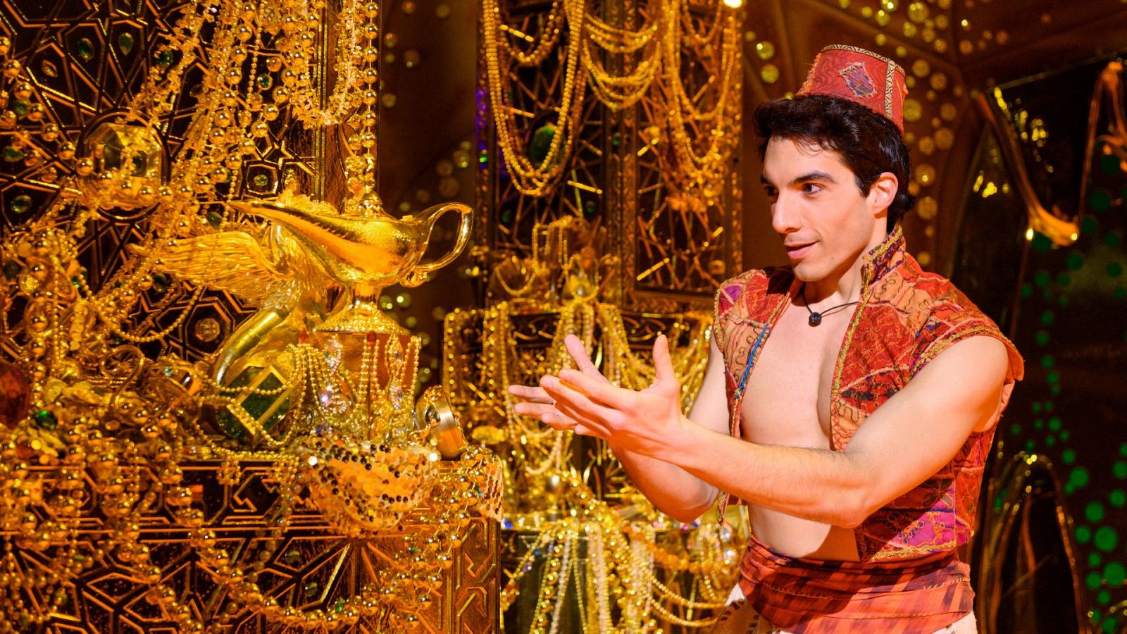 Roc Bernardí, Aladdin: "Los actores somos como los magos"