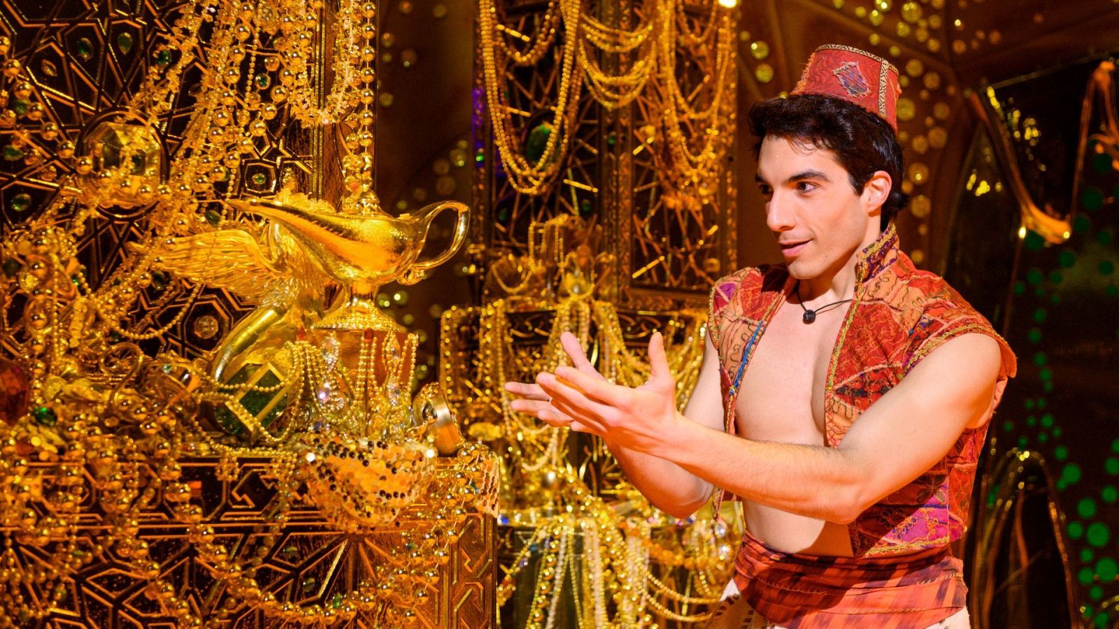 Roc Bernardí, Aladdin: "Los actores somos como los magos"