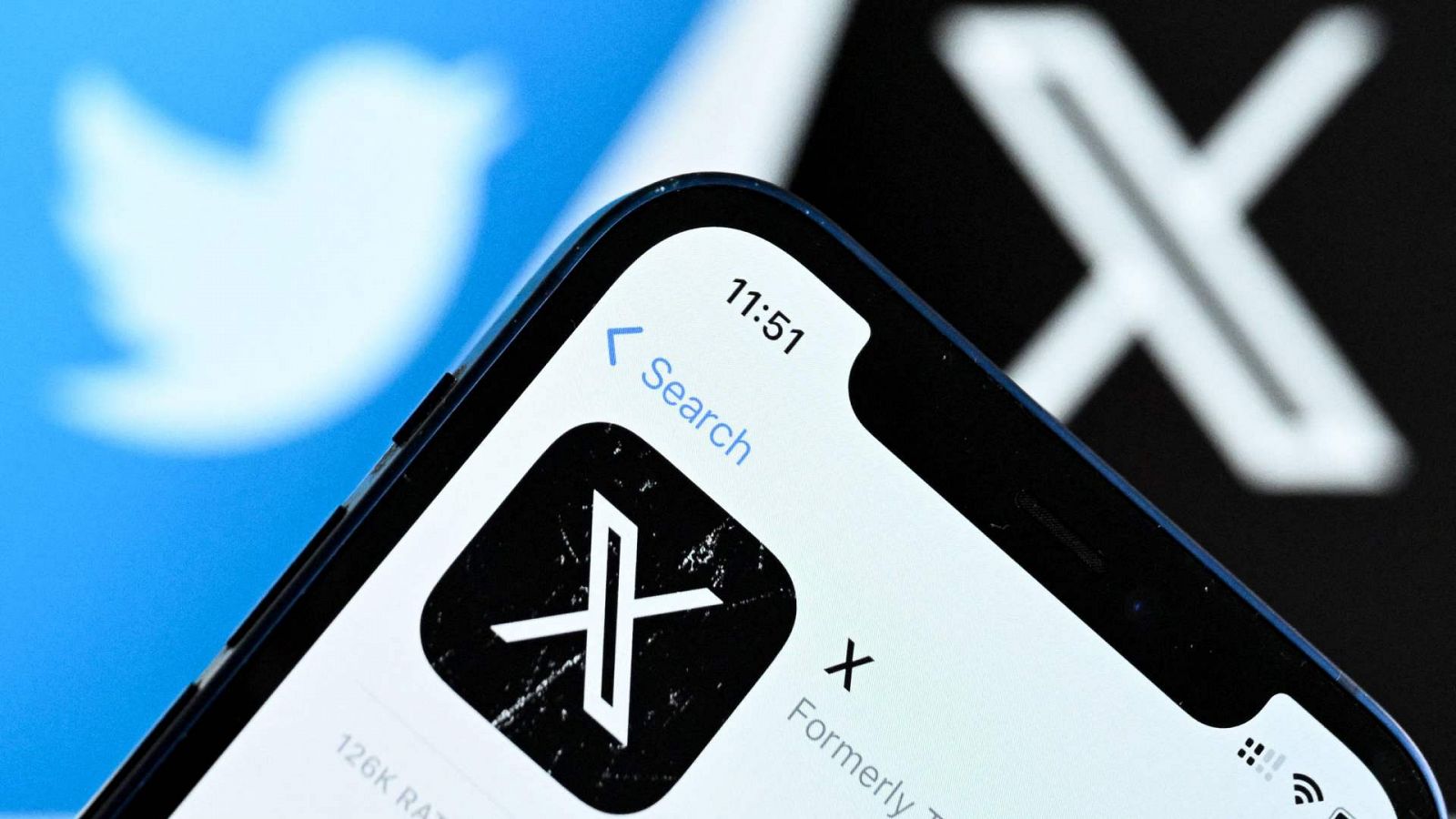 X demanda a Media Matters por su informe sobre anuncios antisemitas