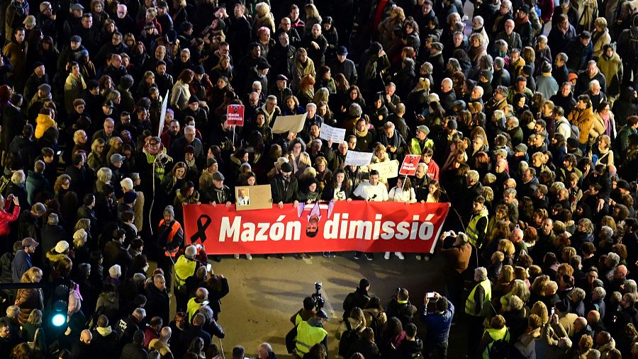 Tercera manifestación en Valencia para pedir la dimisión de Mazón