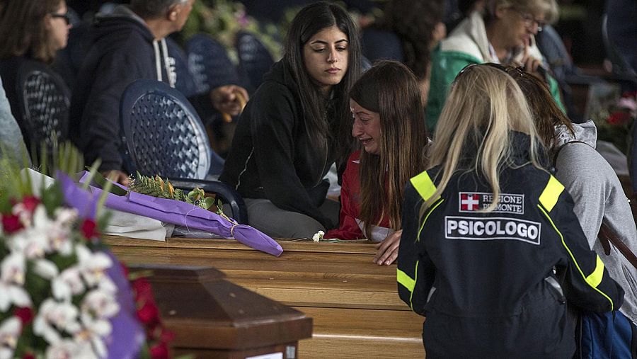 Italia Despide A Las Casi 300 Víctimas Del Terremoto Rtve Es