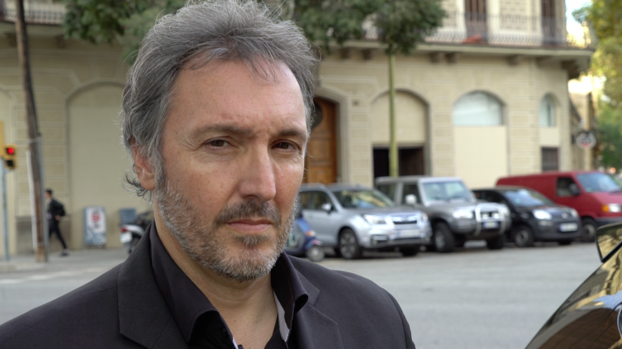 Recorremos las calles y los barrios de Barcelona con la nocvela "Taxi ...