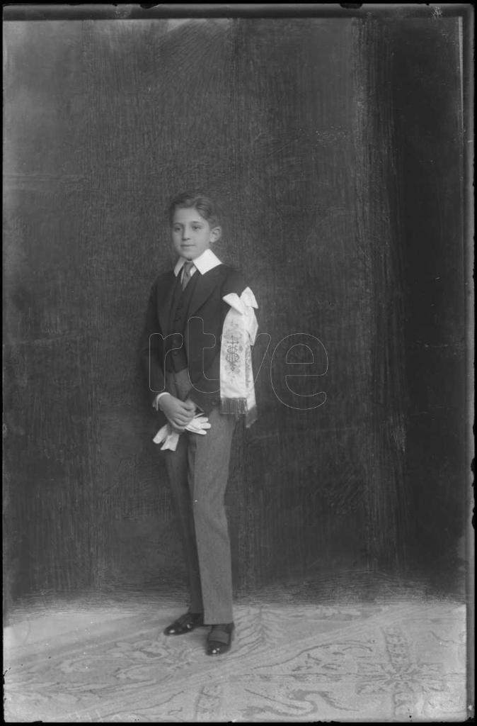 Colección Franzen INFANTE JAIME DE BORBON Y BATTENBERG VESTIDO DE ...