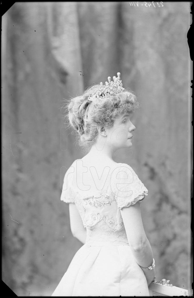 Colección Franzen INFANTA EULALIA DE BORBON Y BORBON VESTIDA DE GALA