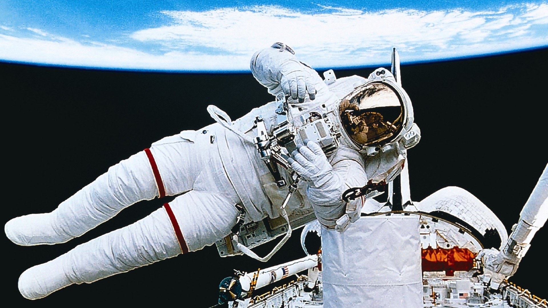 La ESA recibe 1.344 solicitudes españolas para su selección de astronautas La ESA recibe 1.344 solicitudes españolas para su selección de astronautas