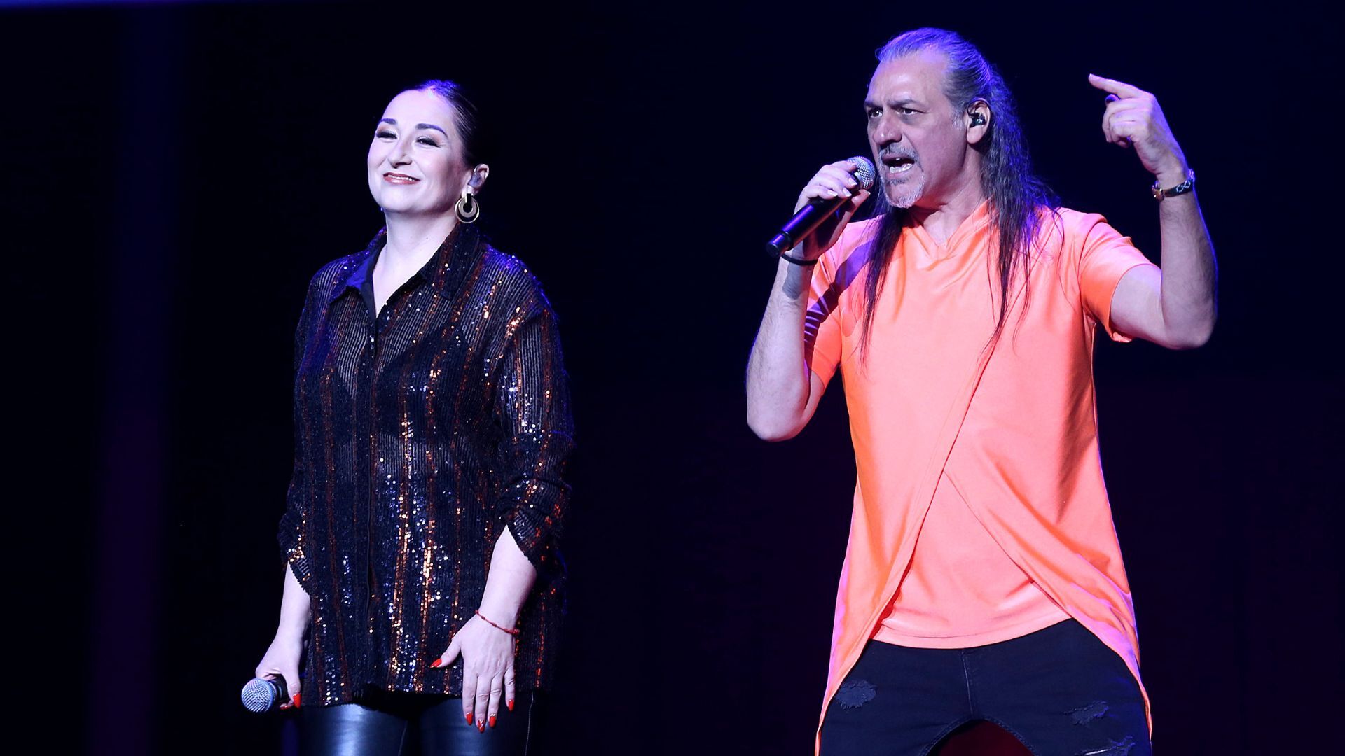 La música que acompaña de Camela, su metamorfosis en Star Wars