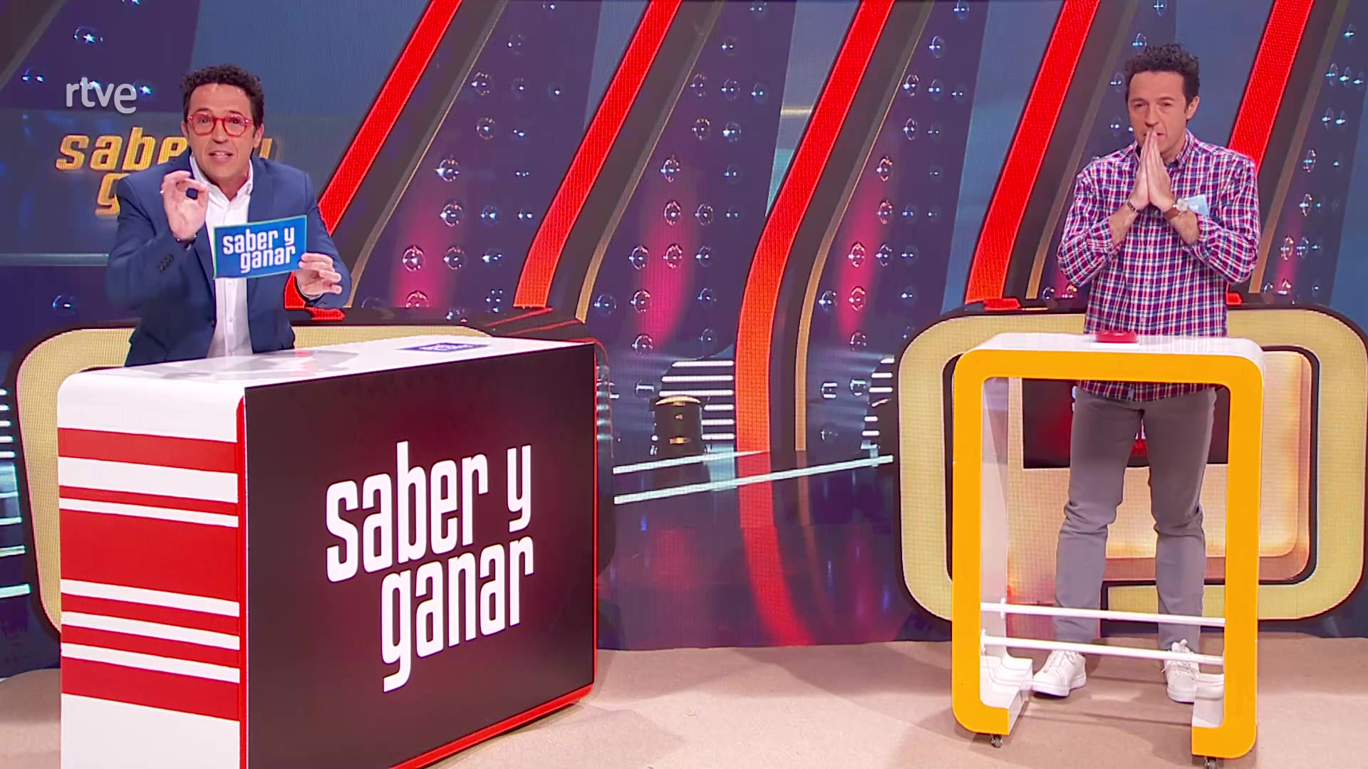 Jacob Petrus es Jordi Hurtado en 'Saber y Ganar'