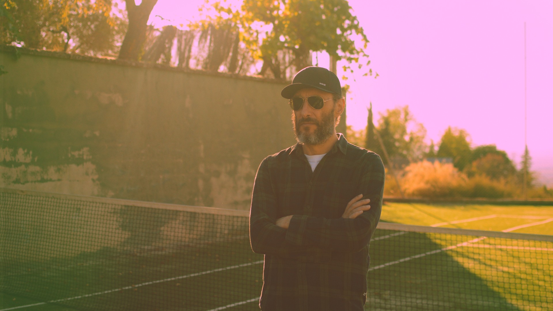 Estrenamos "Arrebato (Un Buen Día para Iván)" de J de Los Planetas ...