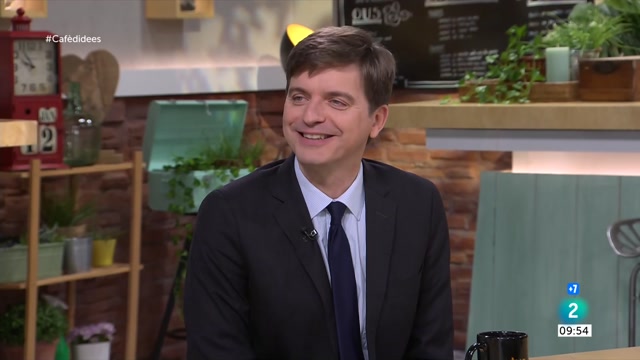 Marc Giró ens presenta 'LateXou' a RTVE Catalunya