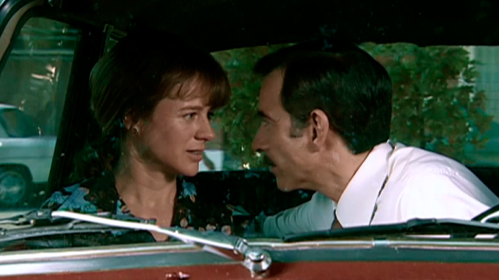 Cuéntame cómo pasó - Antonio se deja llevar al conocer a Elisa Cuéntame cómo pasó - Antonio se deja llevar al conocer a Elisa