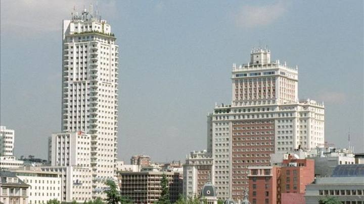González avanza que el Santander ha vendido el edificio l RTVE