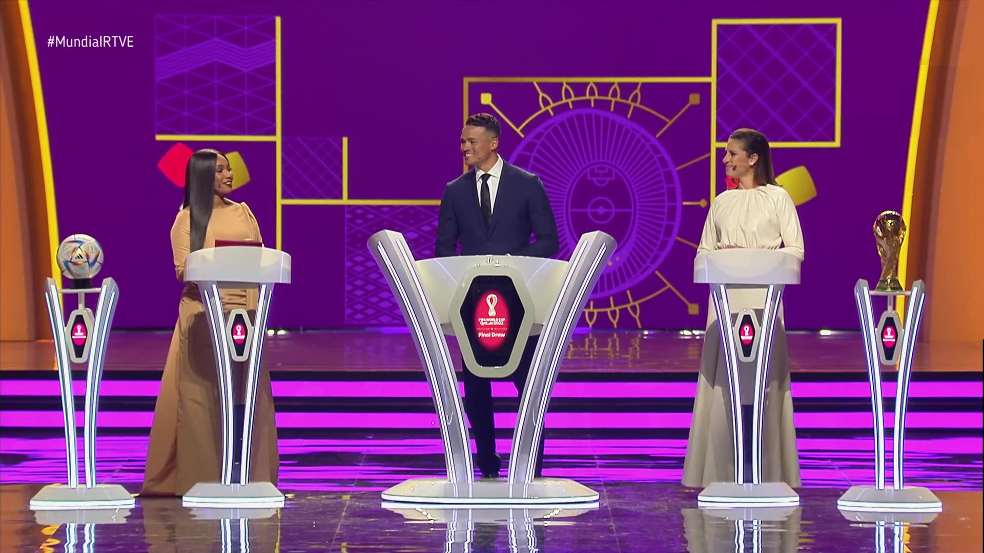 Fútbol - Sorteo Copa del Mundo 2022 - RTVE Play