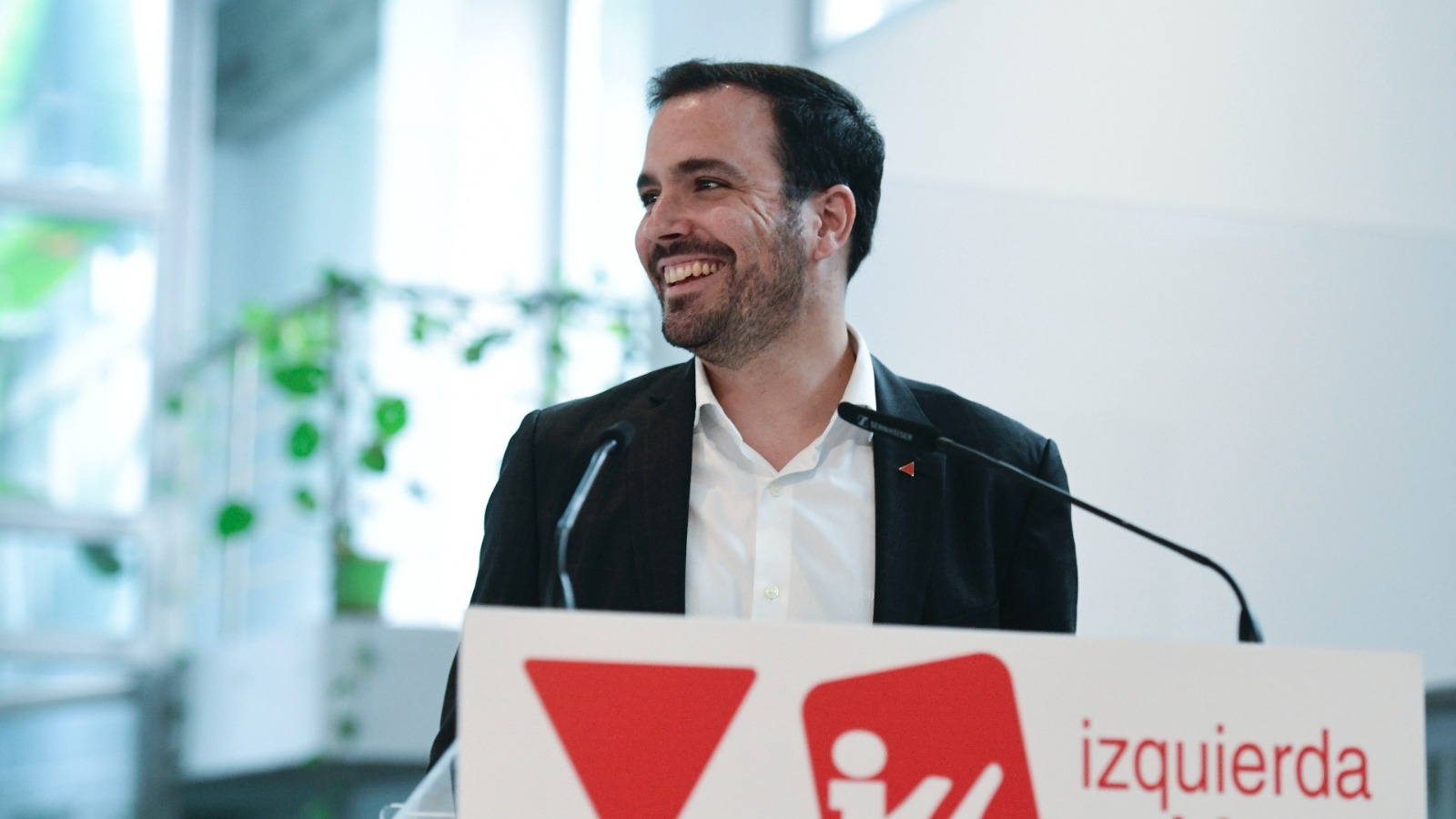 Garzón Llama A La Izquierda A Reunirse En Sumar