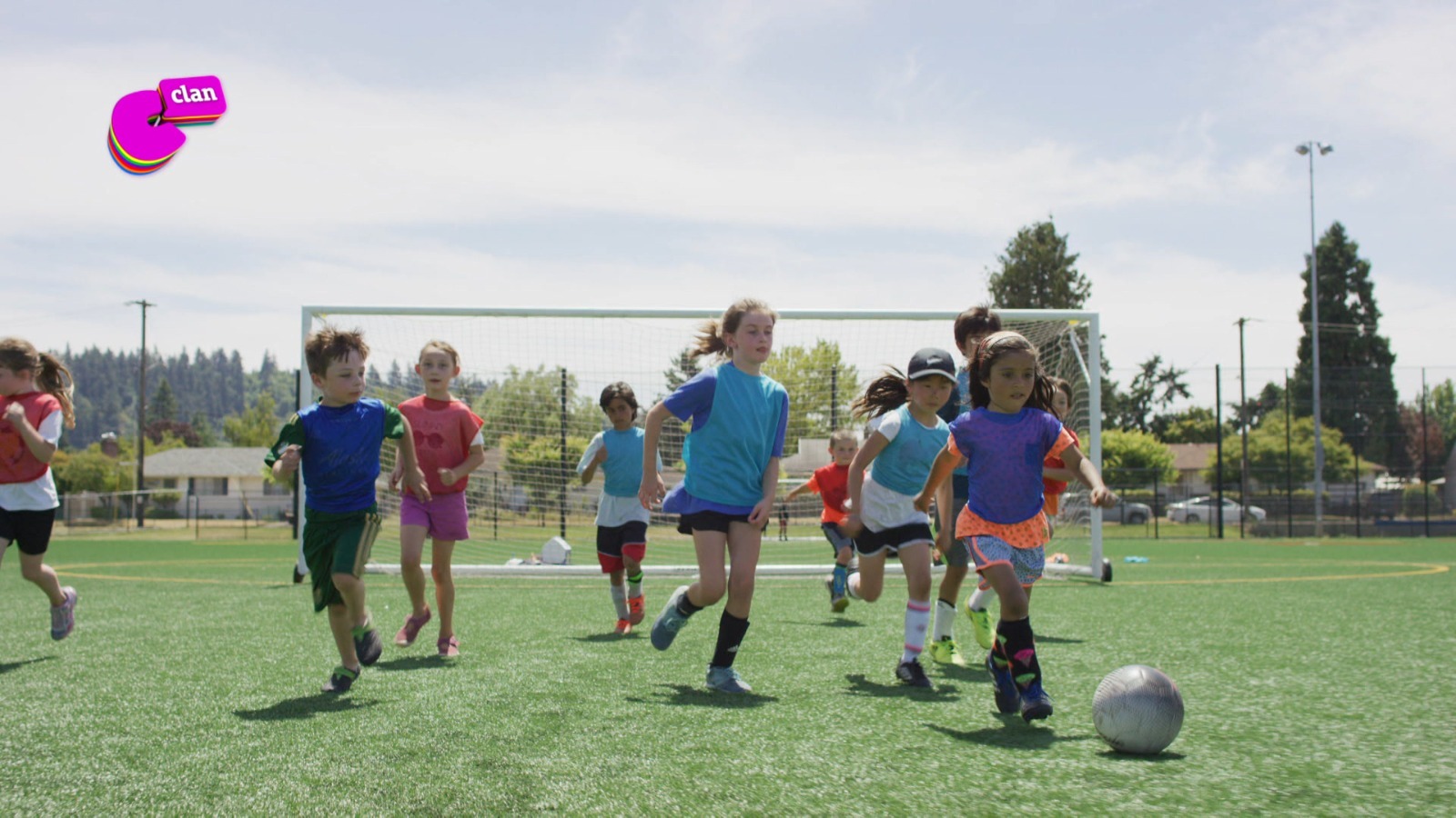 Clan comienza marzo con tres nuevas campañas y estrenos