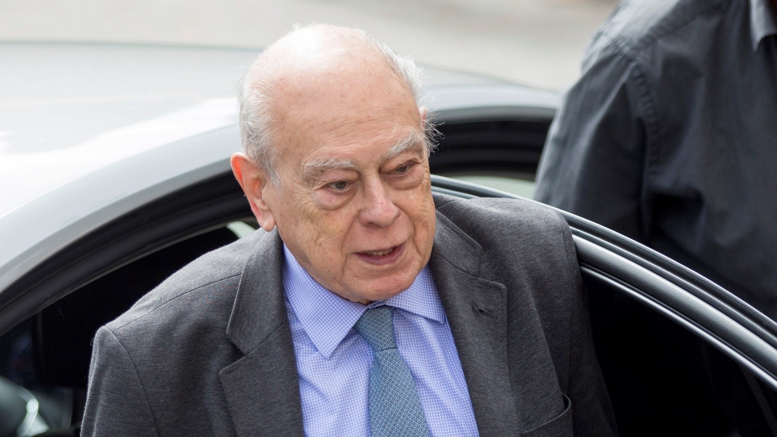 Abren juicio oral contra Pujol y sus siete hijos