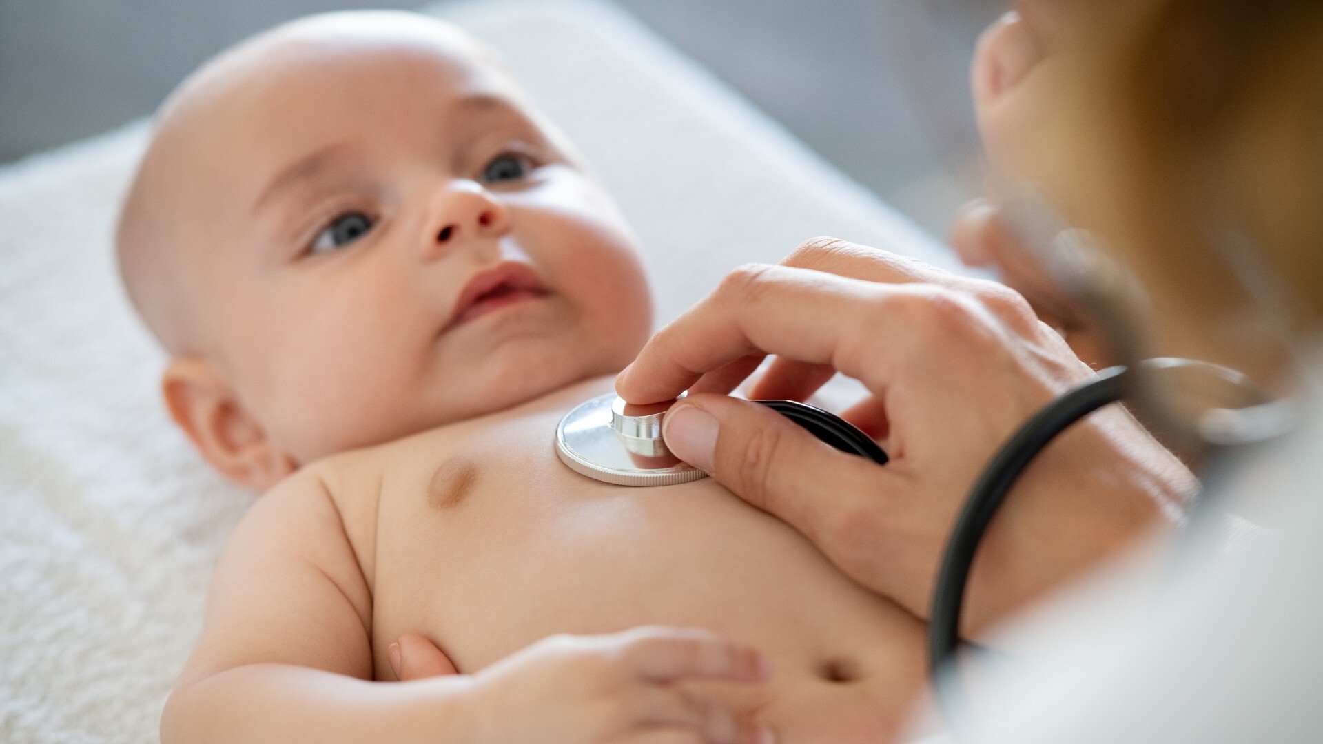 ¿qué Es La Bronquiolitis Síntomas Y Cómo Prevenirla