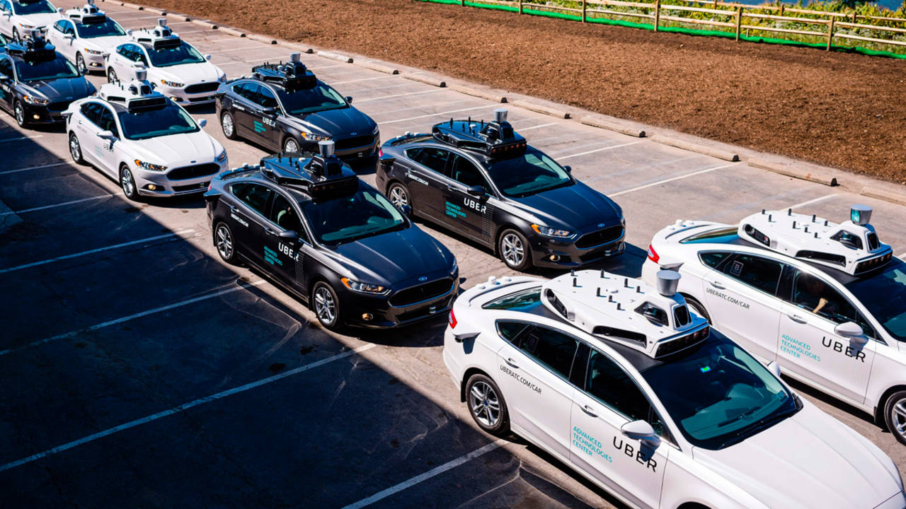 Uber pone en circulación sus primeros coches autónomos | RTVE