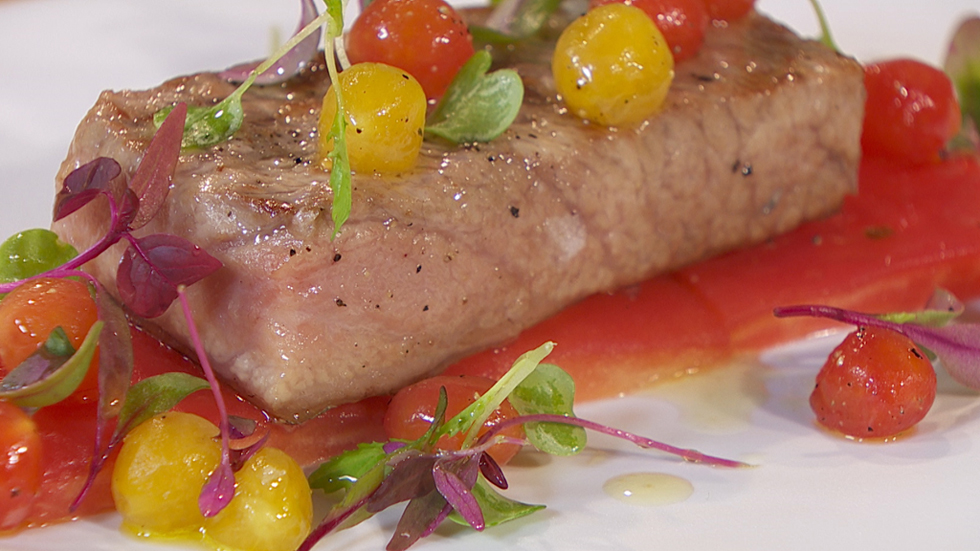 Receta de atún, jamón y tomate