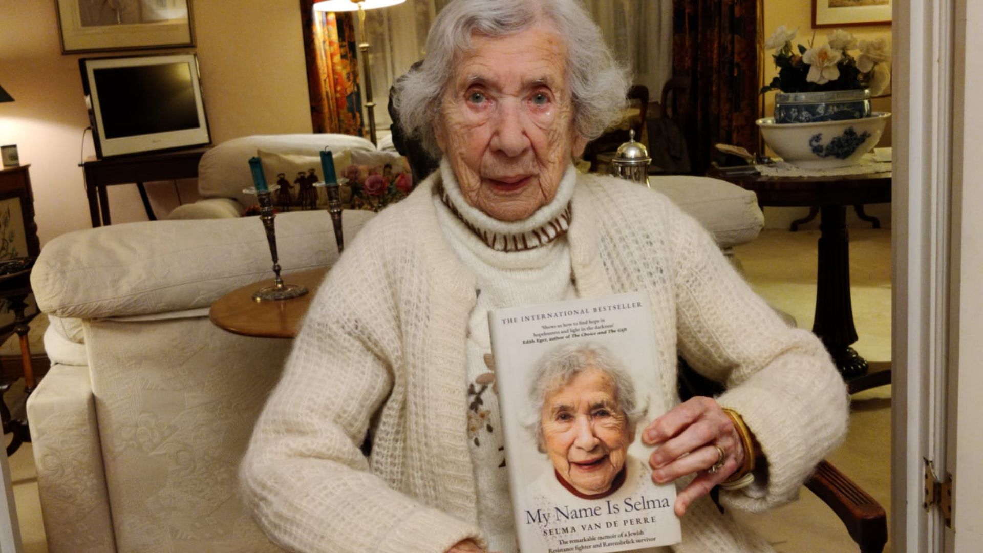 Selma Van de Perre, superviviente de un campo de concentración