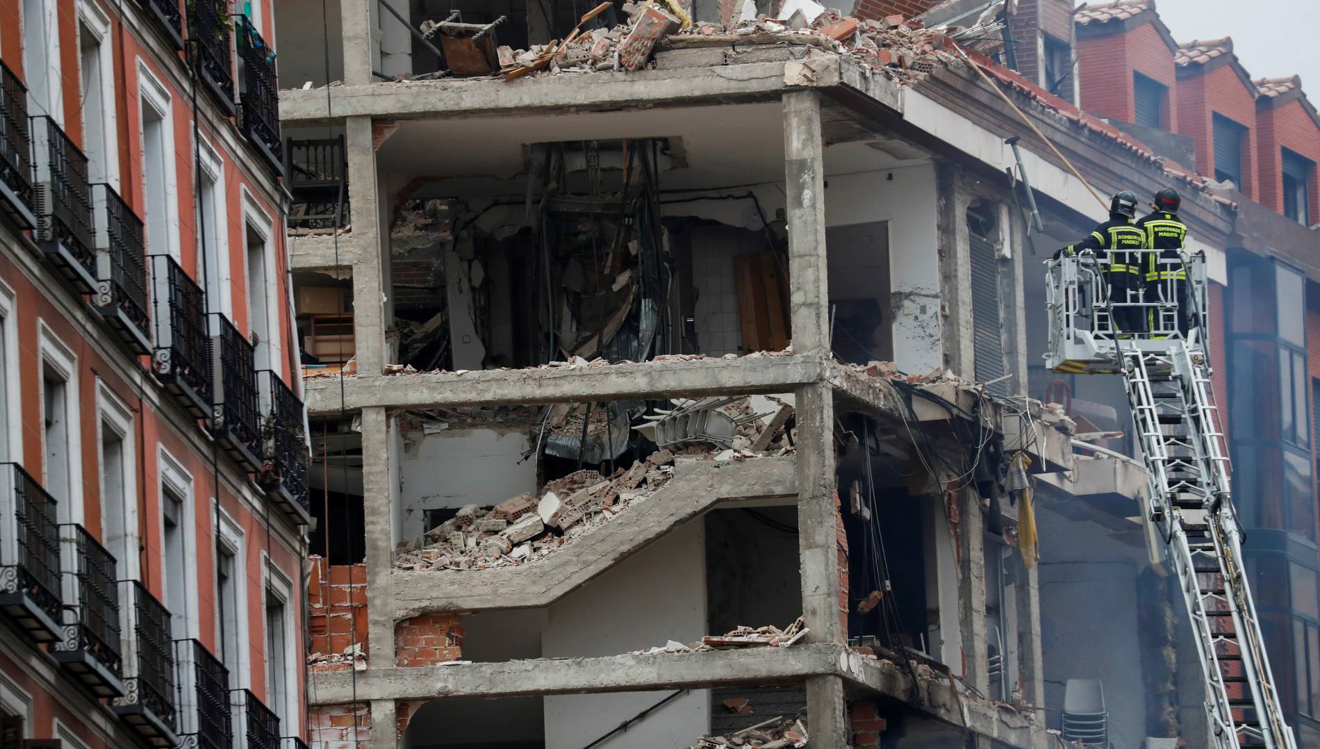 Explosión en Madrid, en directo: la demolición controlada del edificio ...