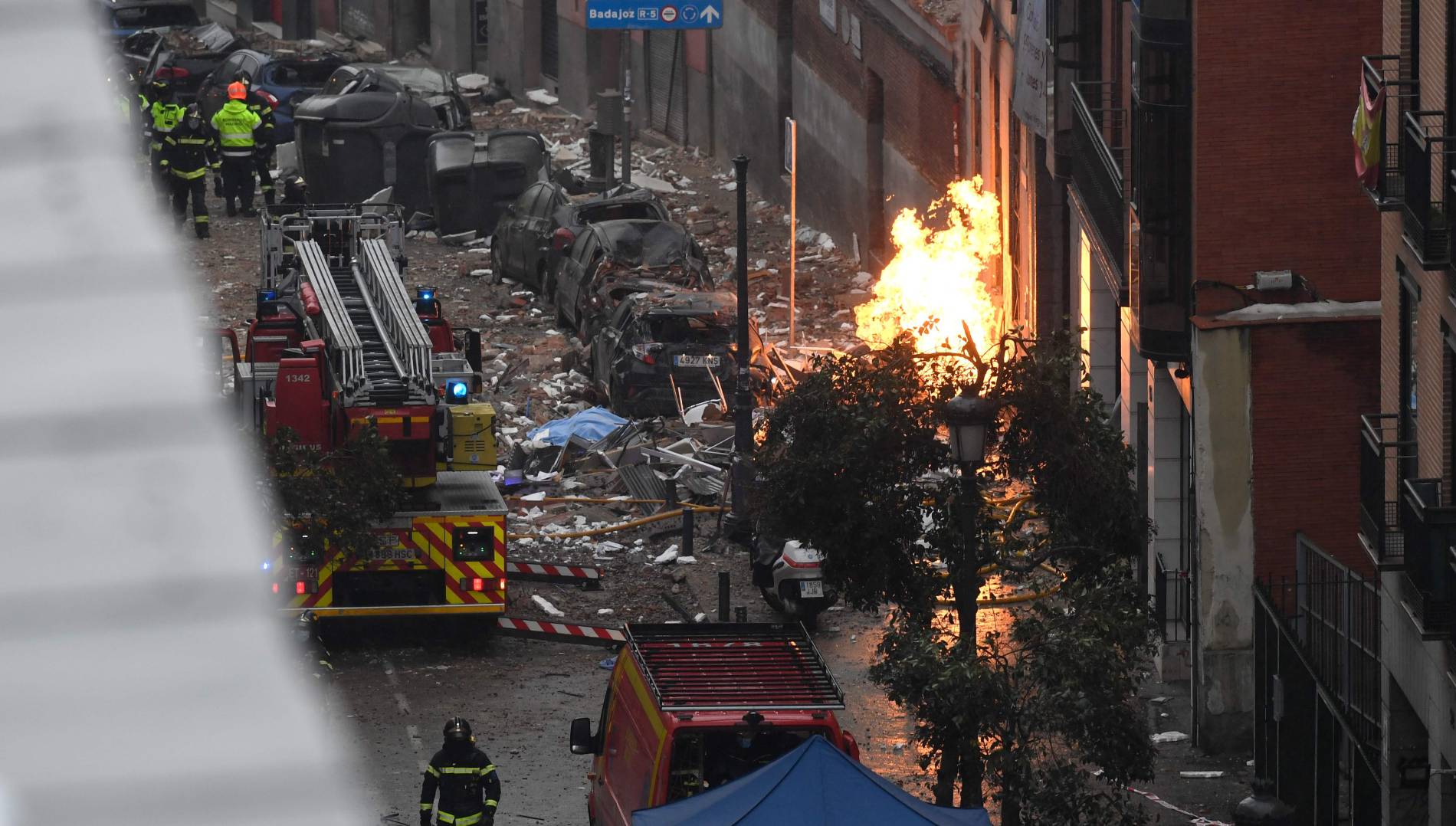 Explosión en Madrid, en directo: la demolición controlada del edificio ...