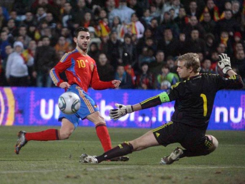 Telediario 1: La 'Rojita' vence a Dinamarca | RTVE Play