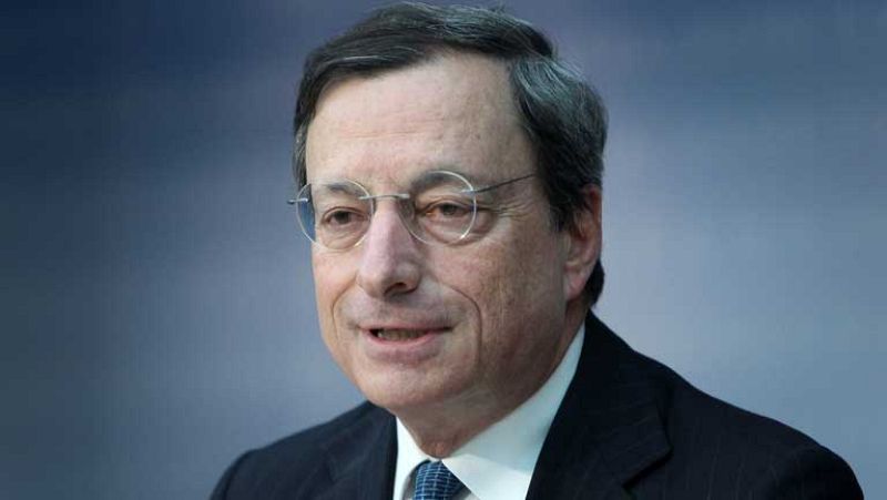 Telediario 1: Se cumple un año de la llegada de Mario Draghi al BCE ...