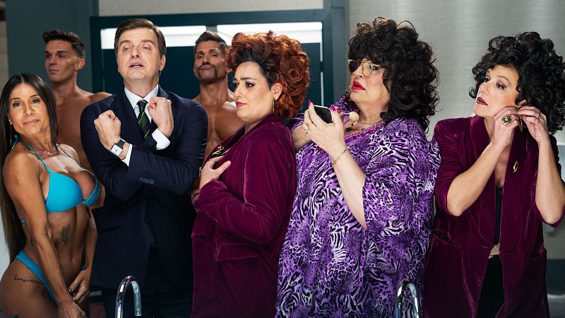 En el baño con las Glorias Cabareteras y Paca la Piraña