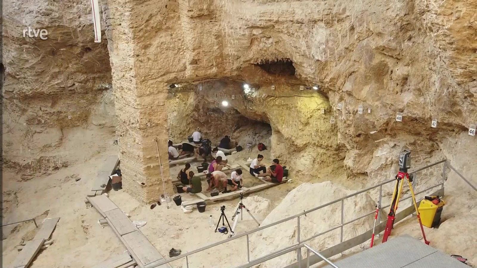 Neandertales: Qué información esconde el Yacimiento Abric Romaní