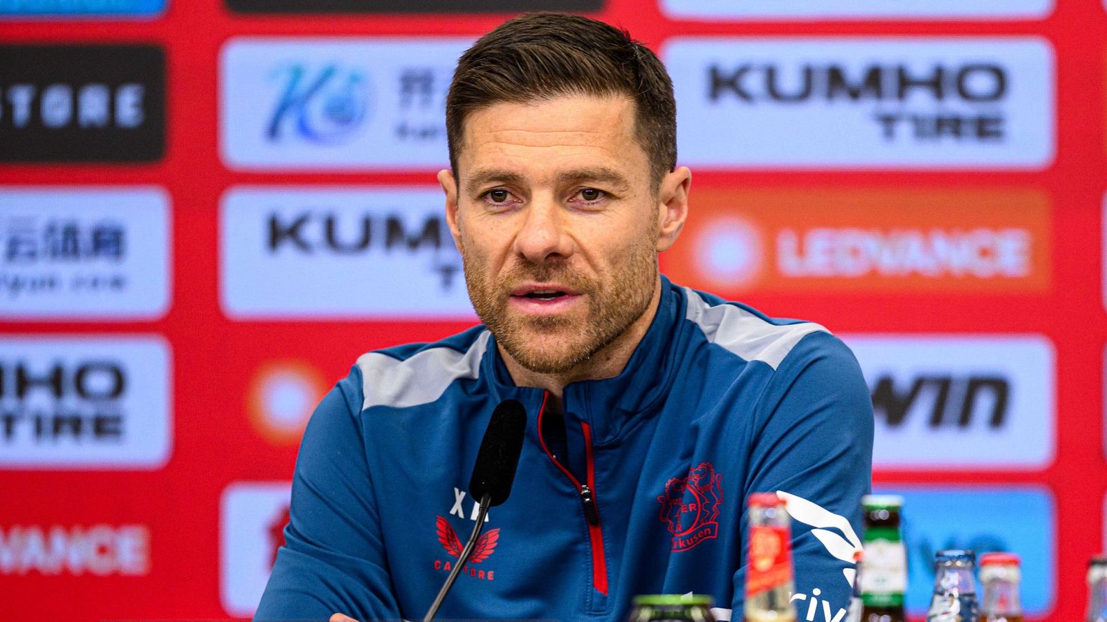 Xabi Alonso seguirá en el Bayer Leverkusen: "Me quedo"