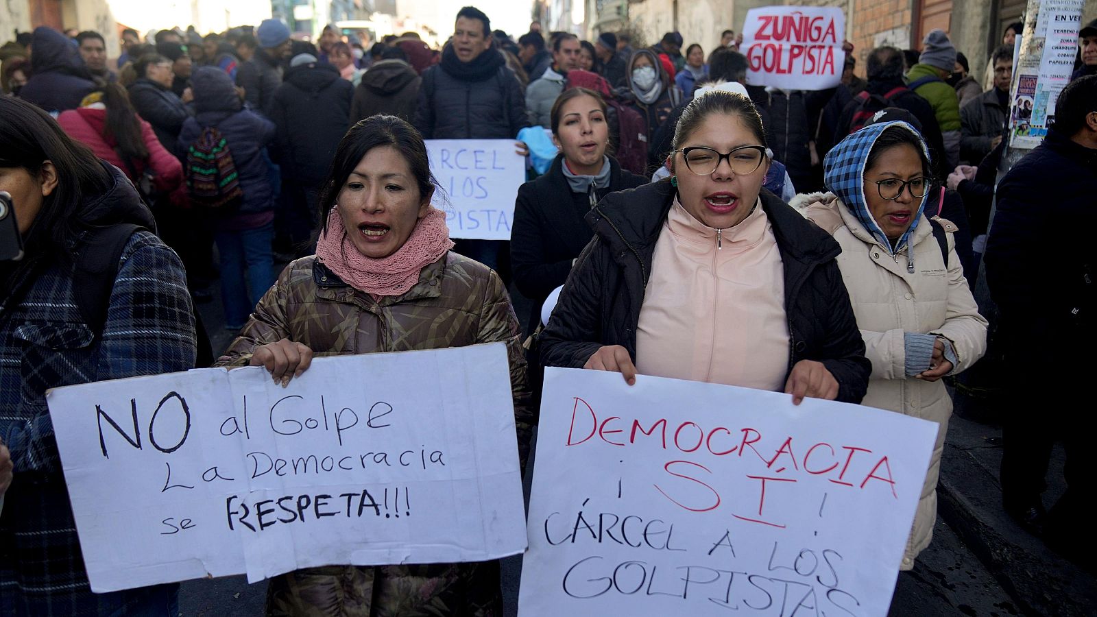 Claves del fracaso del golpe en Bolivia: de la respuesta ciudadana a la rápida condena internacional