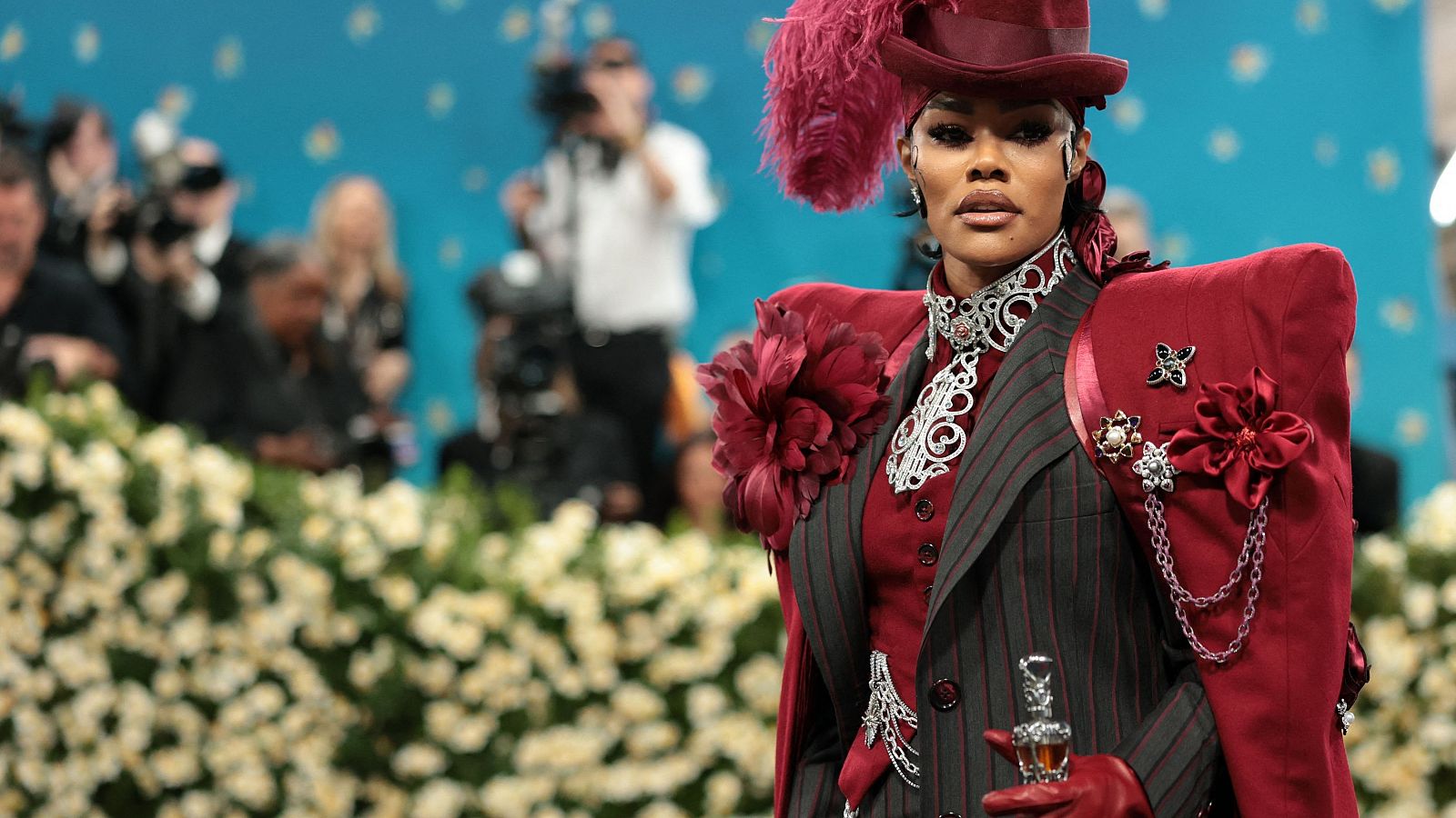 Teyana Taylor, Zendaya y Lewis Hamilton deslumbran en la Met Gala Teyana Taylor, Zendaya y Lewis Hamilton deslumbran en la Met Gala