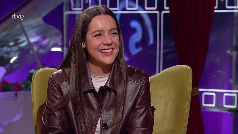 Entrevista y actuación de Valeria Castro - Culturas 2