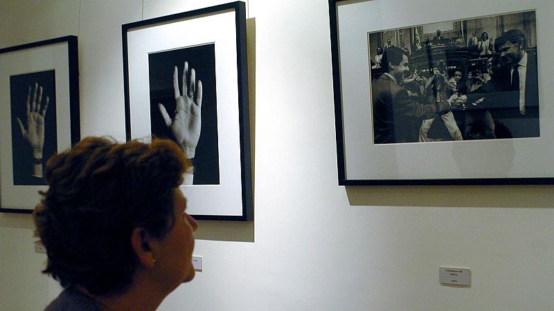 Una exposición en Madrid recuerda la Transición que retrató Marisa Flórez