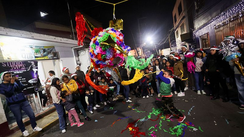 Las 'posadas', la tradición de reuniones por Navidad en México