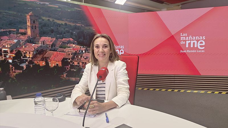 Cuca Gamarra (PP): "No está la pelota en el tejado del Partido Popular"