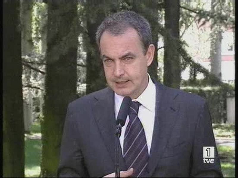 Sin programa: Zapatero y Rajoy sobre Betancourt | RTVE Play Sin programa: Zapatero y Rajoy sobre Betancourt | RTVE Play