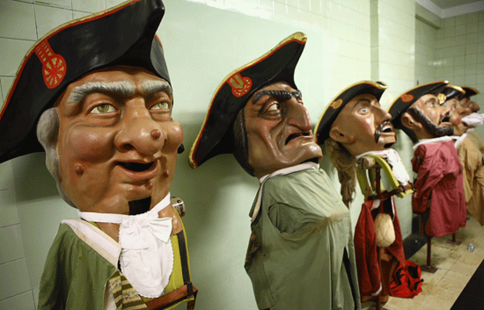 Los gigantes, kilikis, zaldikos y cabezudos en San Fermín l RTVE