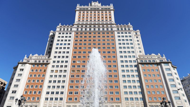 Telediario 1: Inversión Edificio España, Madrid | RTVE Play