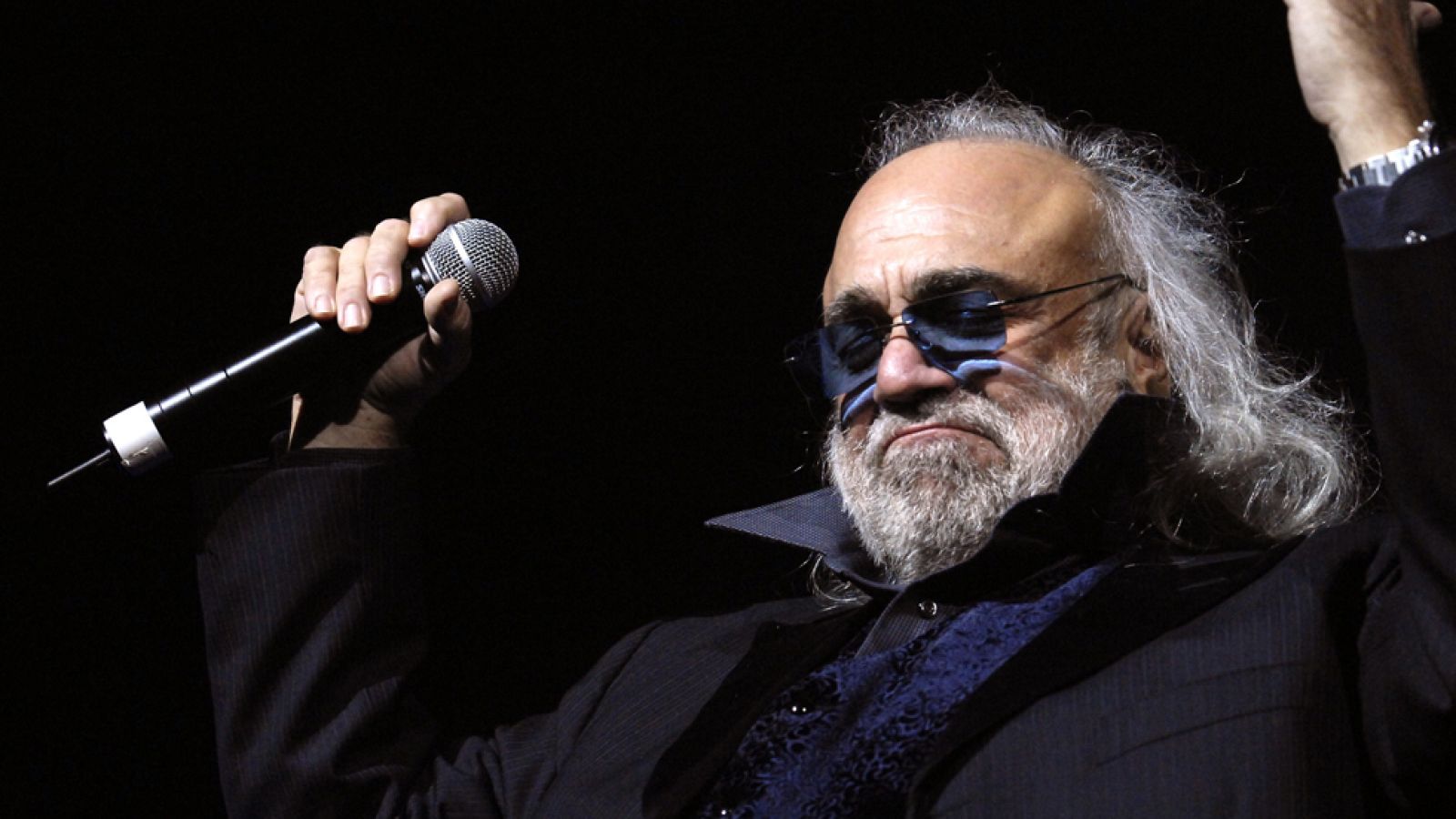 Muere el cantante Demis Roussos a los 68 años
