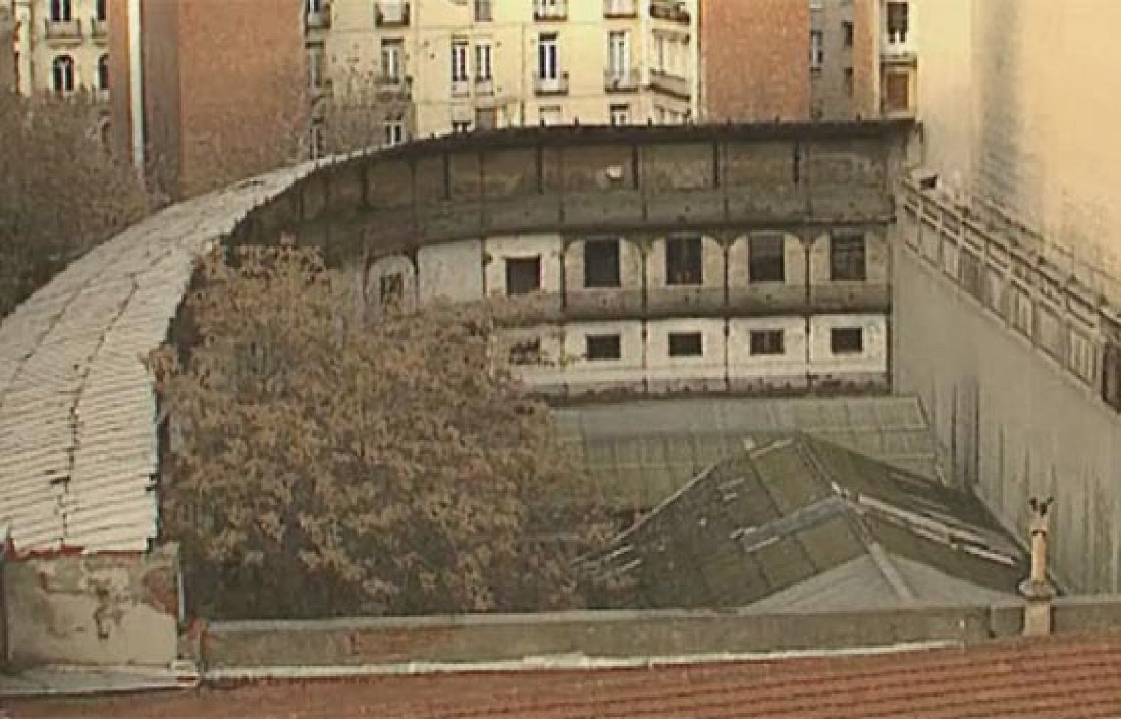 El último frontón de Madrid, amenazado de ruina