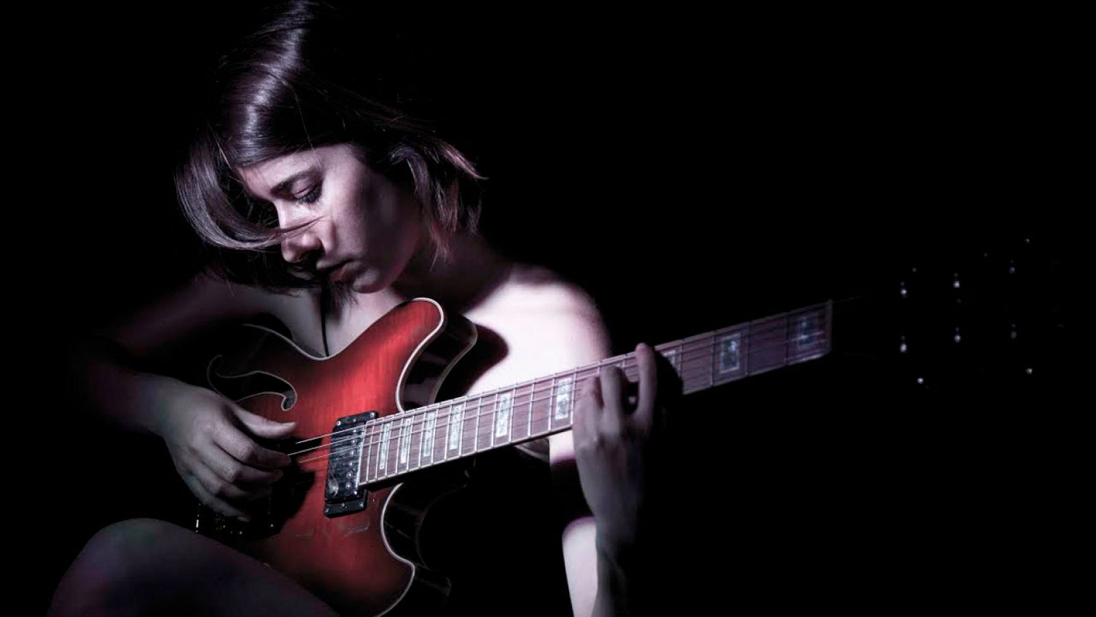 Chloé Bird estrena el videoclip de "Fade"