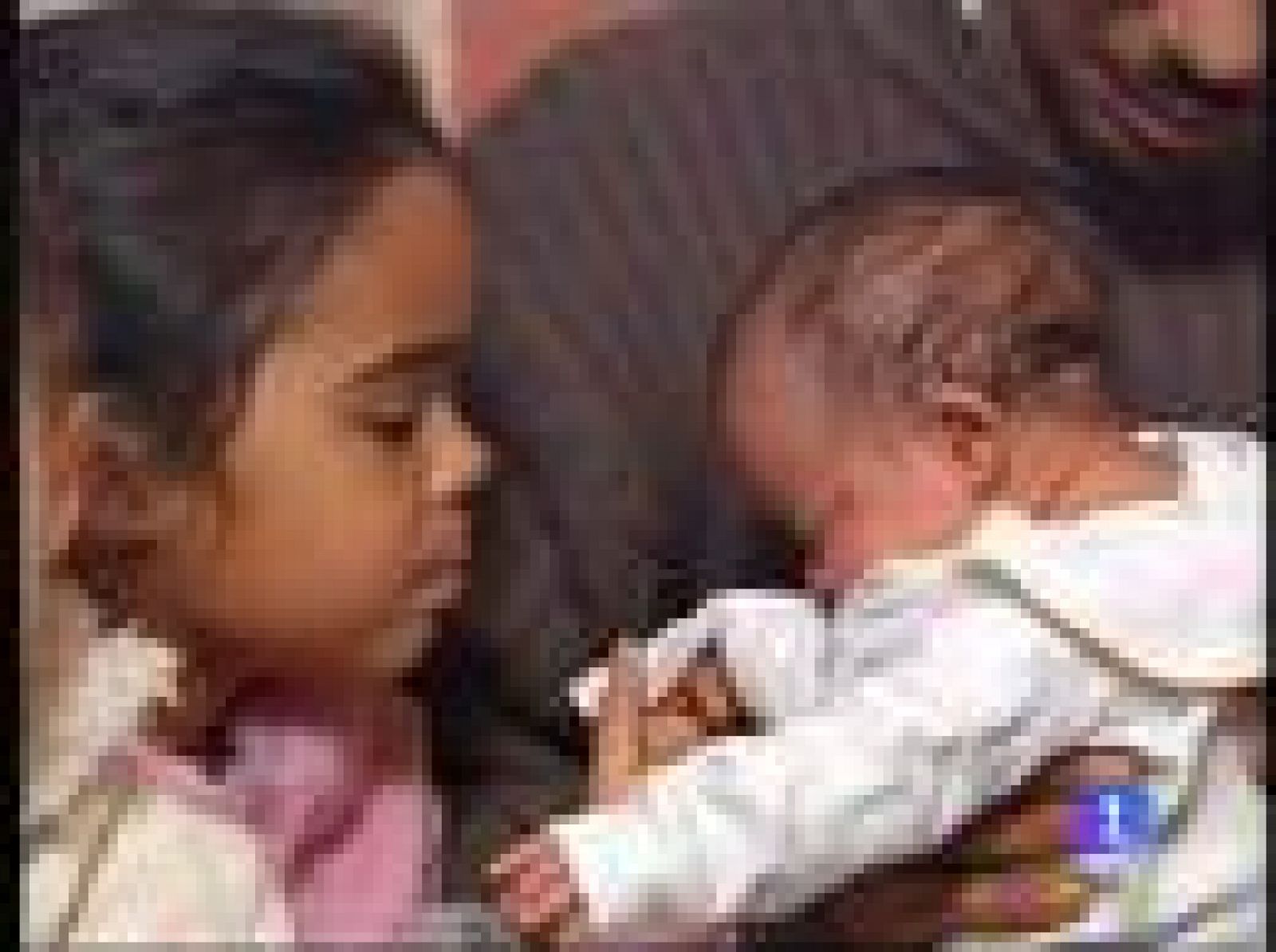 Una pareja mixta tiene gemelas de distinto color por segunda vez