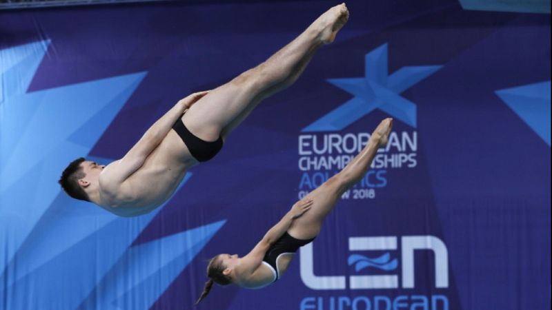 Sin programa: Natación Saltos Final Mixtos 3M Sincro | RTVE Play