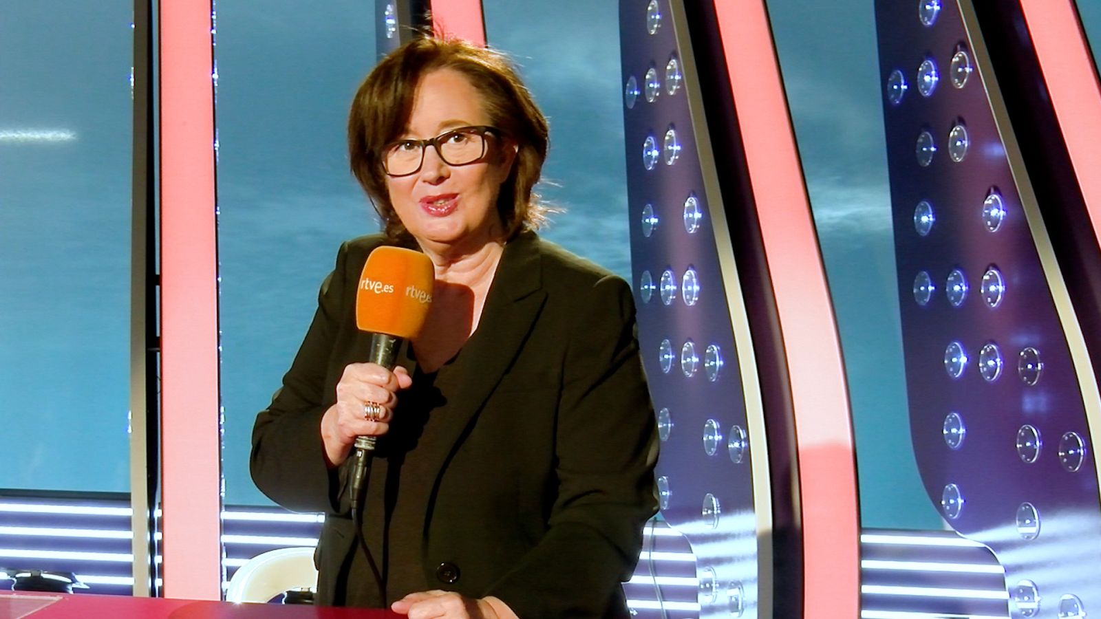 Elisenda Roca, la nueva voz casi invisible de Saber y Ganar: toda su ...