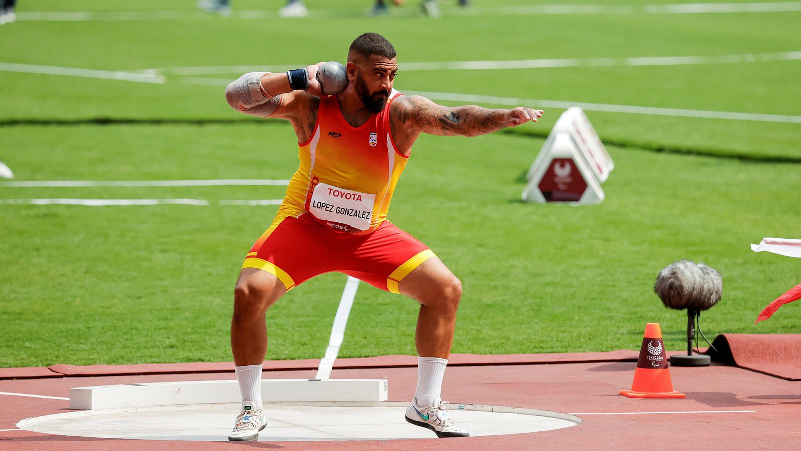 Paralímpicos Tokio 2020 - Atletismo lanzamiento de peso F12 con Kim ...