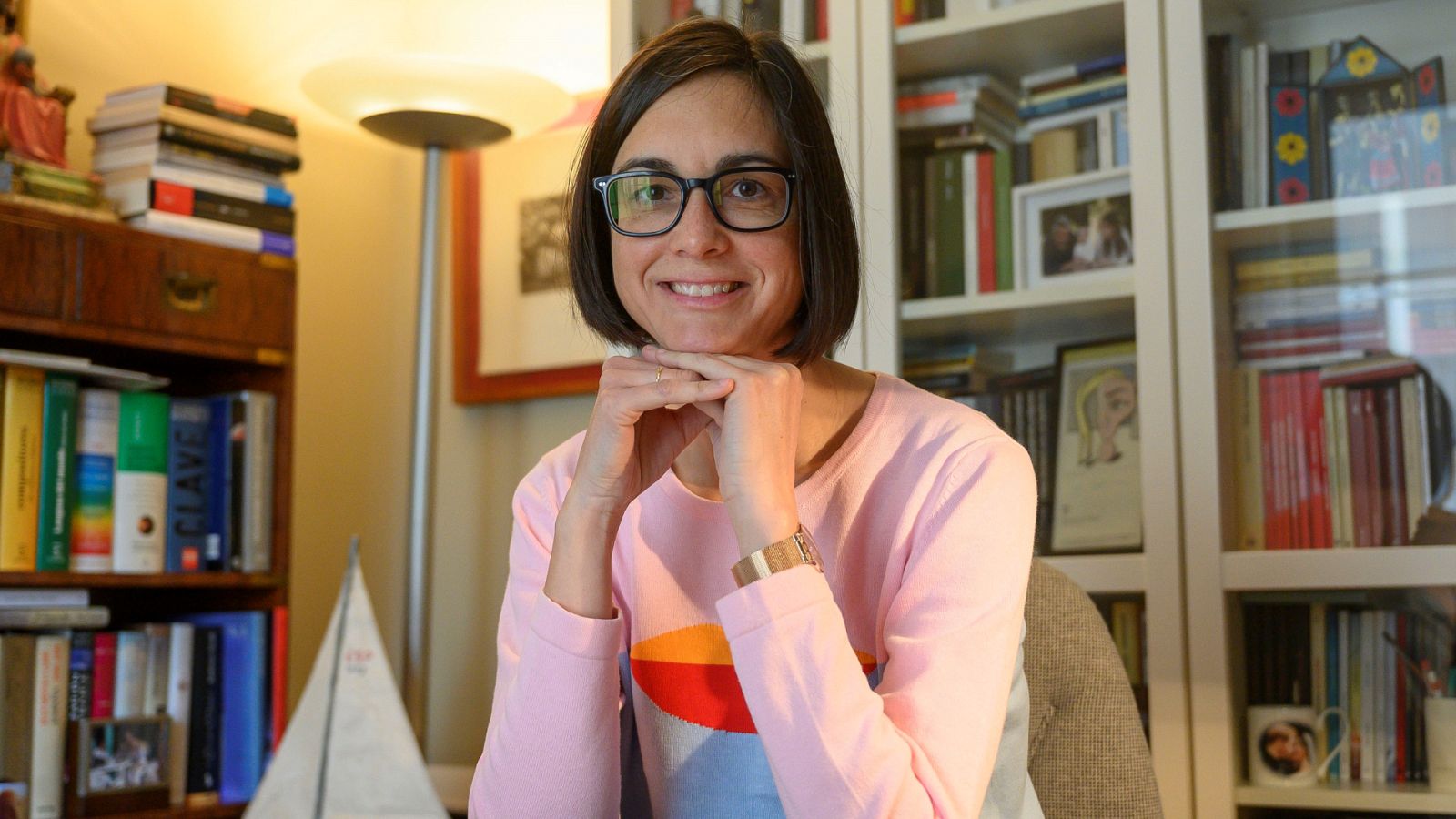 Inés Martín Rodrigo presenta 'Las formas del querer' en su pueblo