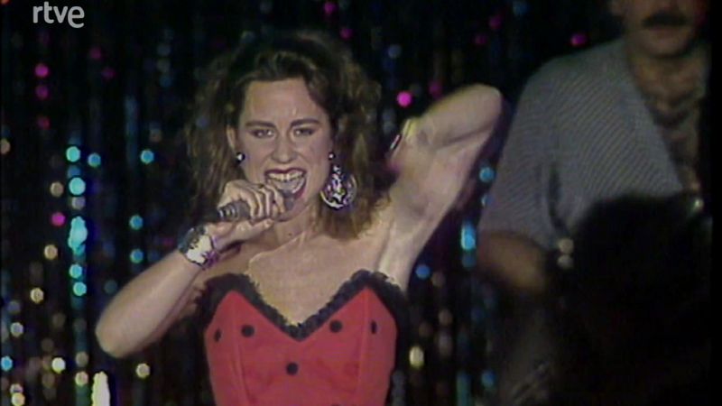 Vicky Larraz, de Olé Olé, anuncia su retirada de la música